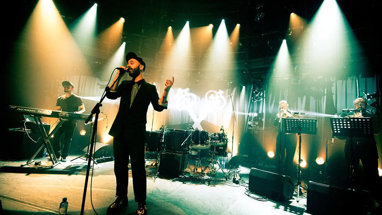 Woodkid dévoile « To The Wilder », un puissant morceau pour Death ...